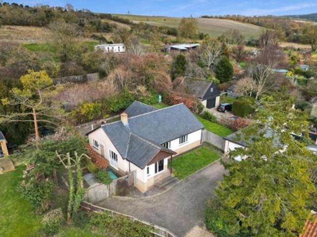 High Street, Orwell, 3 Bedroom Detached