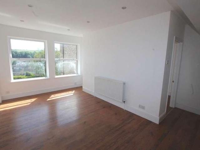 High Street, Paulton, BS39