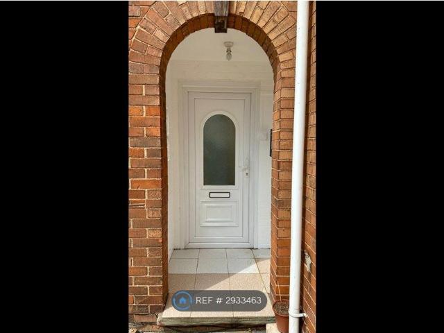 High Street, Peterborough PE6, 4 bed flat to rent, £1,500 pcm | PrimeLocation
