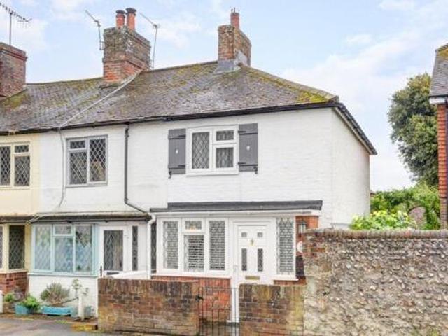 High Street, Pevensey, 2 Bedroom Terraced