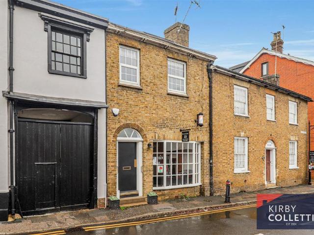 High Street, Puckeridge 1 bed apartment to rent £1,000 pcm £231 pw