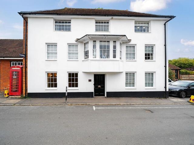High Street, Ramsbury, Marlborough SN8, 1 bed flat to rent, £985 pcm | PrimeLocation