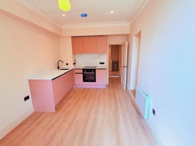 High Street, Ramsgate CT11 2 bed apartment to rent £1,000 pcm £231 pw