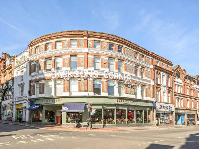 High Street, Reading, RG1 1 bed apartment to rent £1,475 pcm £340 pw