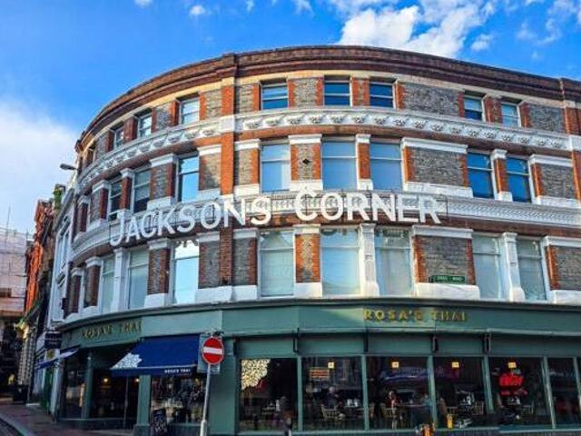 High Street, Reading, 2 Bedroom Apartment