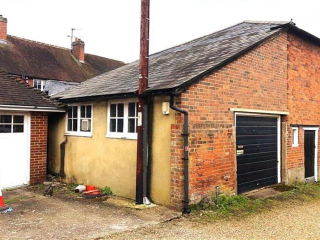 High Street, Ripley, Woking GU23, Property to rent, £700 pcm | PrimeLocation