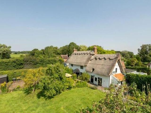 High Street, Riseley, 3 Bedroom Cottage