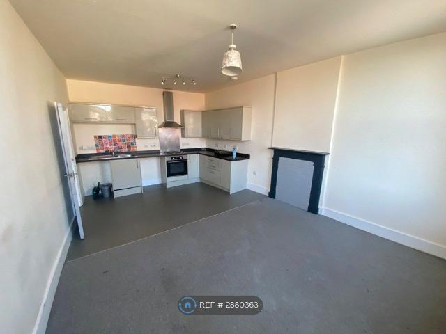 High Street, Ross On Wye HR9, 1 bed flat to rent, £750 pcm | PrimeLocation