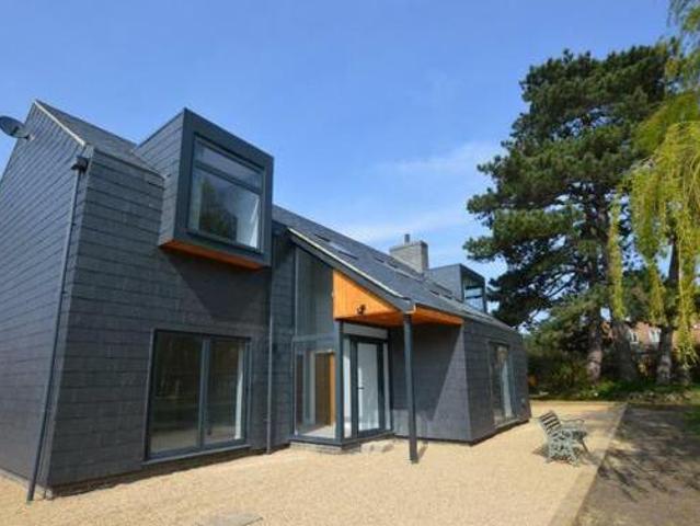 High Street, Sherington, 4 Bedroom Detached
