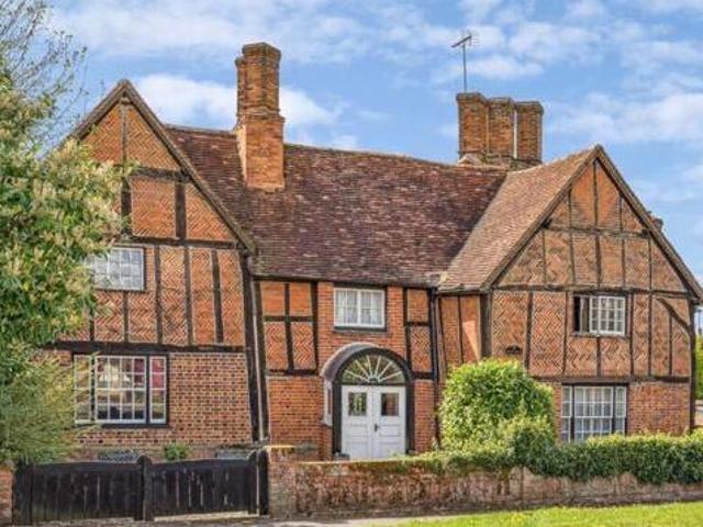 High Street South, Stewkley, 6 Bedroom Detached