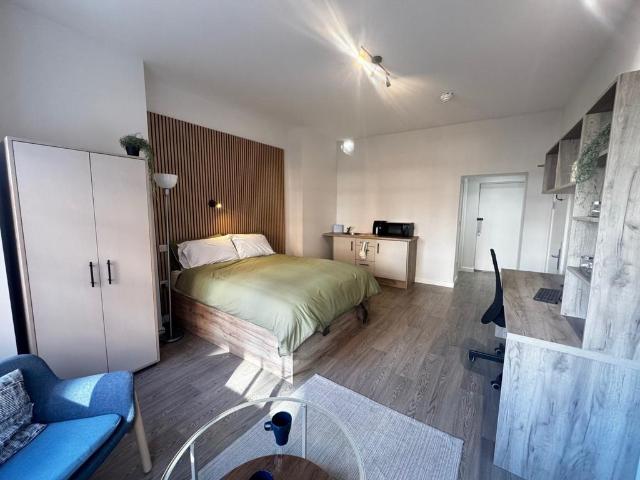 High Street, Southampton SO14 Studio to rent £1,517 pcm £350 pw