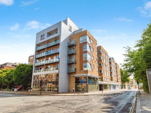 High Street, Southampton SO14, 2 bed flat to rent, £1,450 pcm | PrimeLocation
