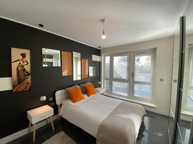 High Street, Southampton SO14, 2 bed flat to rent, £1,500 pcm | PrimeLocation