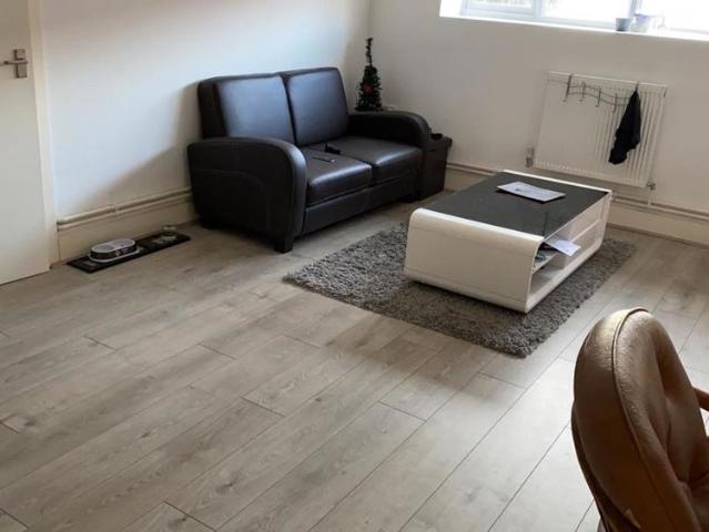 High Street, Slough, SL1