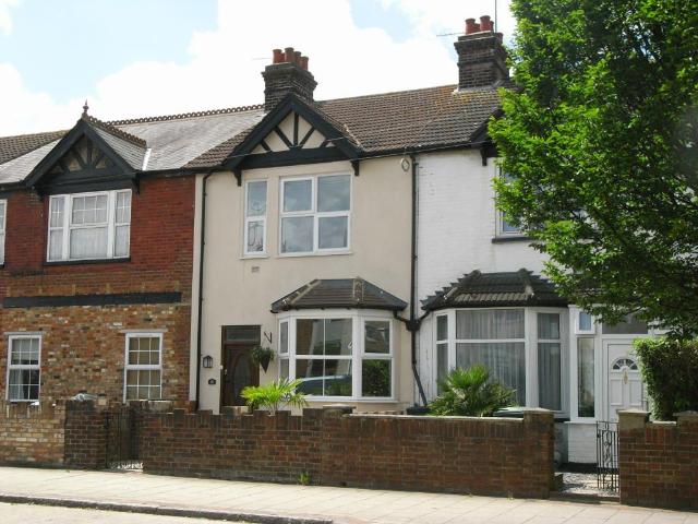 High Street, St Albans AL2, Studio to rent, £1,100 pcm | PrimeLocation