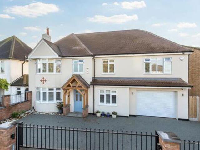 High Street, Stotfold, 5 Bedroom Detached