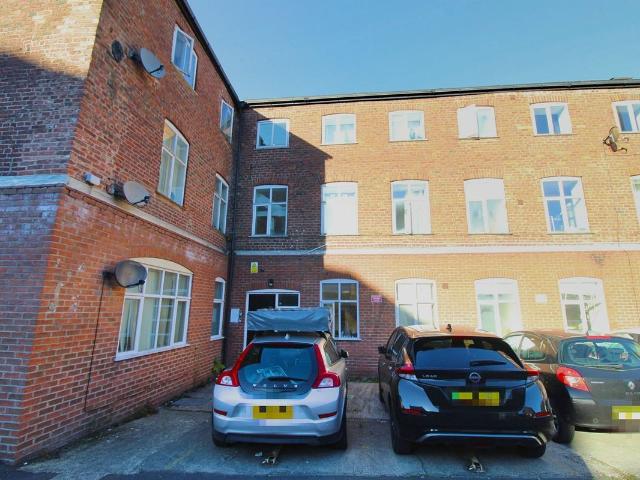 High Street, Stockport SK1, 2 bed flat to rent, £850 pcm | PrimeLocation