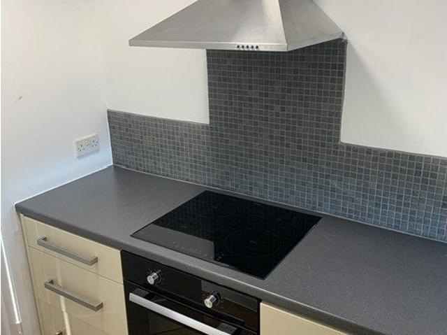 High Street, Stoke Sub Hamdon TA14, 2 bed flat to rent, £875 pcm | PrimeLocation