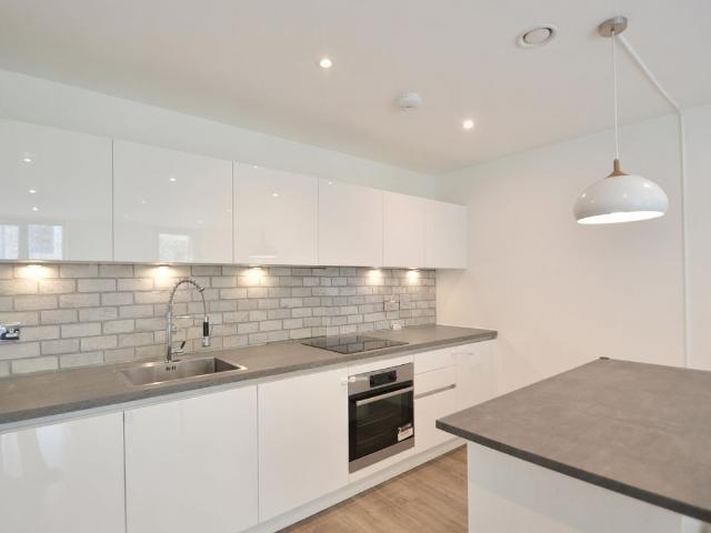 High Street, Staines Upon Thames TW18, 2 bed flat to rent, £1,950 pcm | PrimeLocation