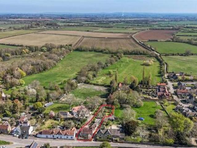 High Street, Stanford In The Vale, 4 Bedroom House