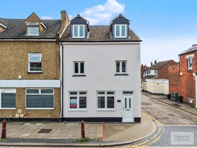 High Street, Stanstead Abbots SG12, 1 bed flat to rent, £1,450 pcm | PrimeLocation