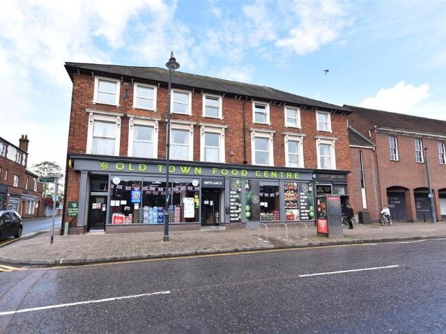 High Street, Stevenage 1 bed flat to rent £1,050 pcm £242 pw