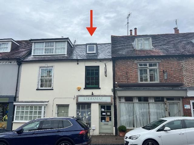 High Street, Steyning, West Sussex BN44, 1 bed flat to rent, £850 pcm | PrimeLocation