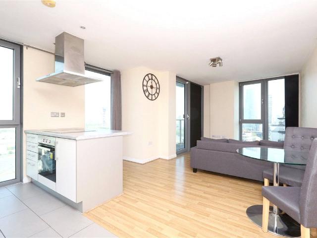 High Street, Stratford E15, 2 bed flat to rent, £2,200 pcm | PrimeLocation