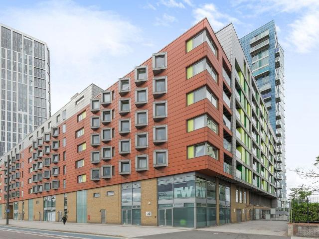 High Street, Stratford, London E15, 2 bed flat to rent, £2,250 pcm | PrimeLocation