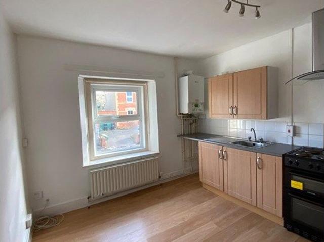High Street, Street BA16, 1 bed flat to rent, £775 pcm | PrimeLocation