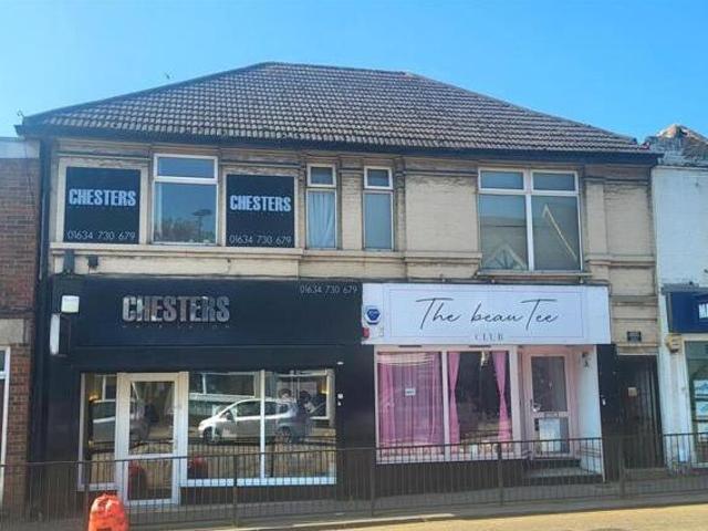 High Street, Strood, High Street Retail
