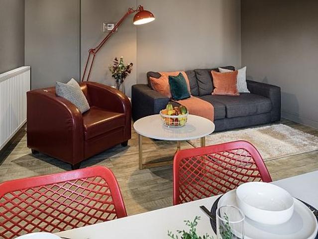 High spec 6 Bedroom apartment with Ensuite bathrooms