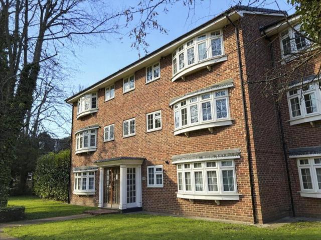 High Town Road, Maidenhead, Berkshire 2 bed apartment to rent £1,450 pcm £335 pw
