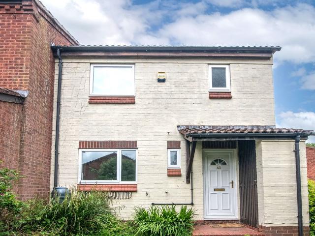 High Trees Close, Redditch B98, 3 bed end terrace house to rent, £1,200 pcm | PrimeLocation