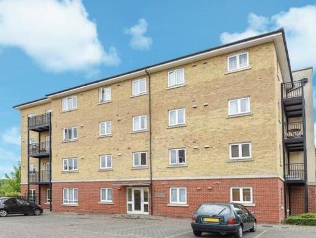 High Wycombe, Buckinghamshire, 2 Bedroom Flat