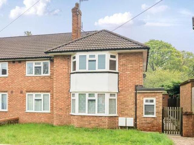 High Wycombe, Buckinghamshire, 2 Bedroom Maisonette