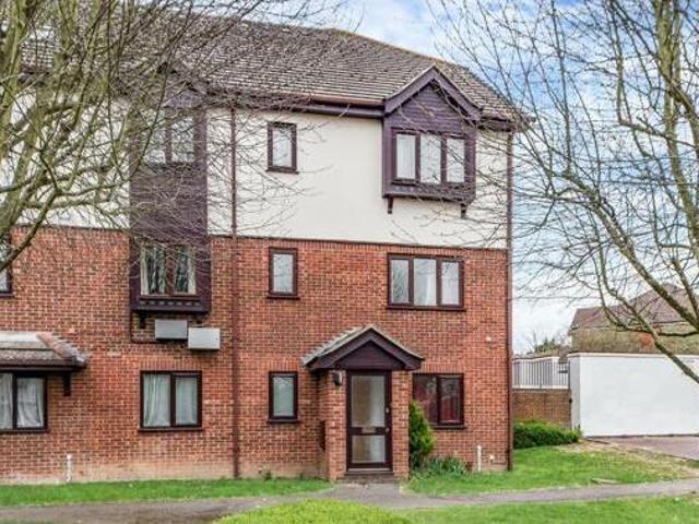 High Wycombe, Buckinghamshire, 2 Bedroom Maisonette