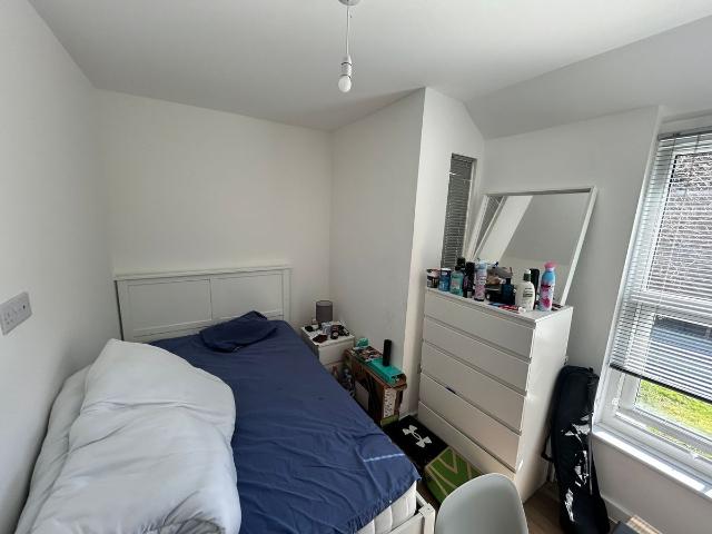 High Wycombe HP13, 1 bed property to rent, £750 pcm | PrimeLocation