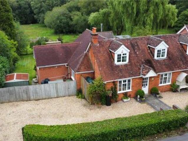 Highclere, Mount Road, Newbury, 4 Bedroom Detached