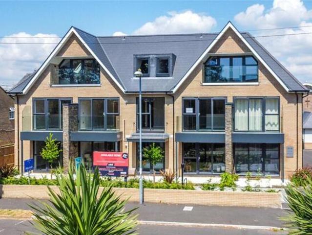 Highcliffe, Wortley Road, Christchurch, 2 Bedroom Apartment