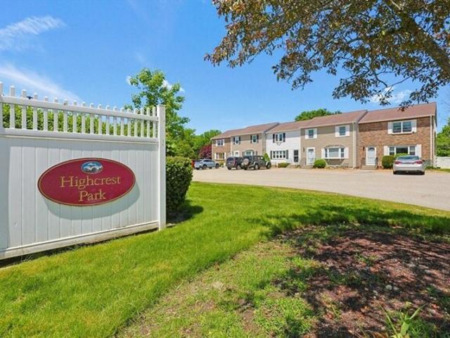 Highcrest Park Unit,webster, Condo For Sale