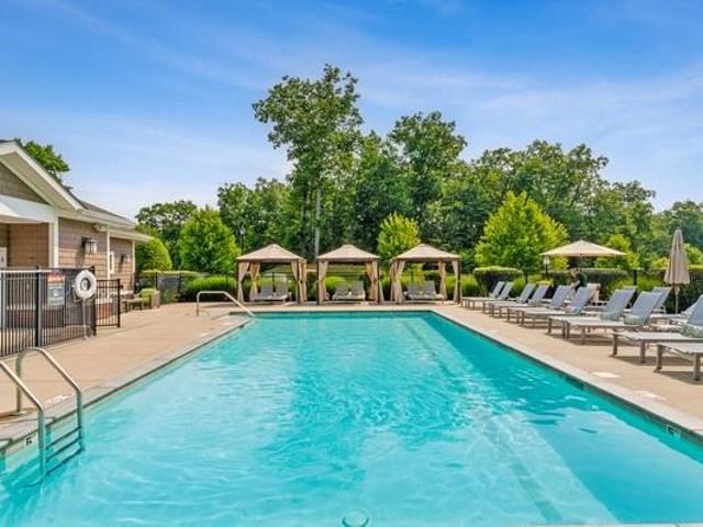 Highcroft Apartments 2 Bedroom Apartment for Rent at 1100 Highcroft Pl, Weatogue, CT 06089