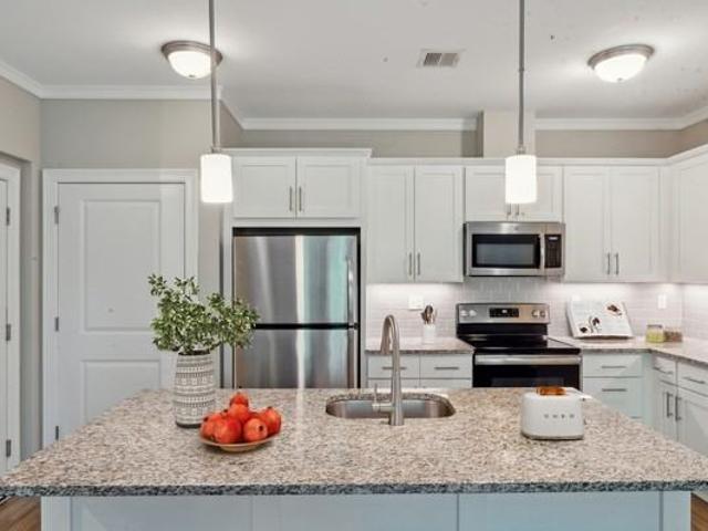 Highcroft Apartments 2 Bedroom Apartment for Rent at 1100 Highcroft Pl, Weatogue, CT 06089