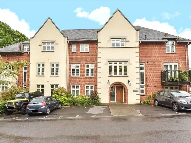Highcroft Road, Winchester, Hampshire SO22, 2 bed flat to rent, £1,500 pcm | PrimeLocation