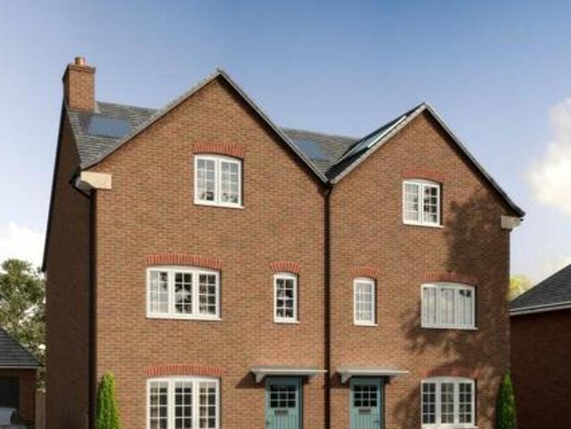 Higham Ferrers, Spire Road, 3 Bedroom Semi detached