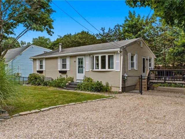 Highbank Ave, North Kingstown, Home For Sale