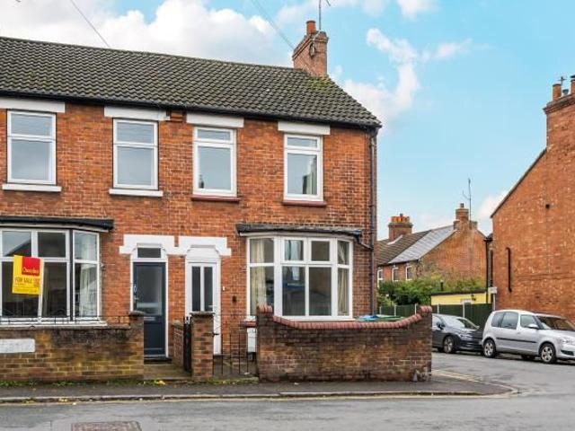 Highbridge Road, Aylesbury HP21, 3 bed end terrace house to rent, £1,450 pcm | PrimeLocation