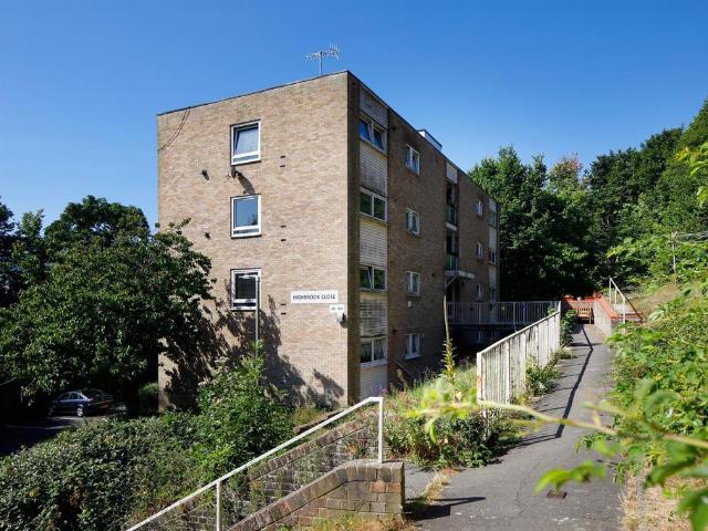 Highbrook Close, Brighton 3 bed flat to rent £1,950 pcm £450 pw