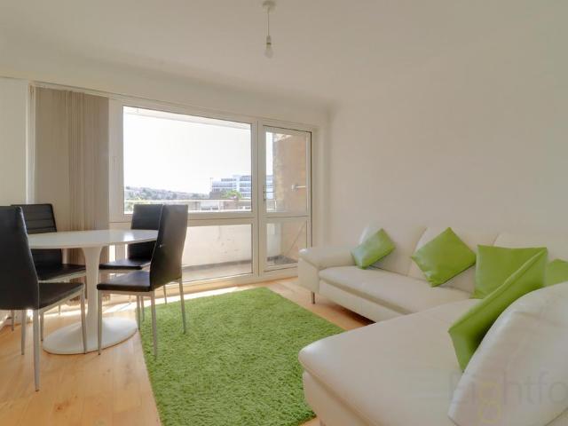 Highbrook Close, Brighton 4 bed flat to rent £2,400 pcm £554 pw
