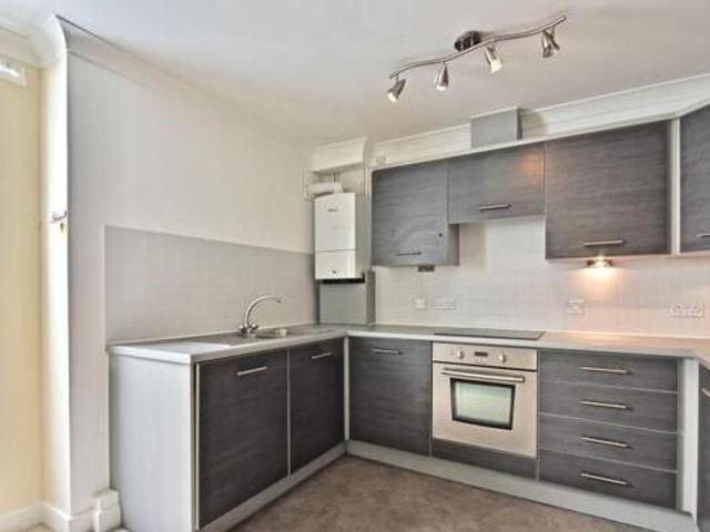 Highbury Drive, Burney House Highbury Drive, 2 Bedroom Flat